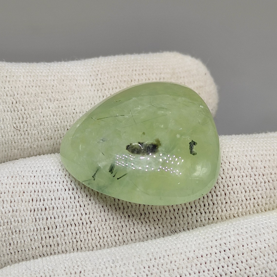 32X28X9 MM Pear Shape 70ct Natural Green Black Prehnite Cabochon ...