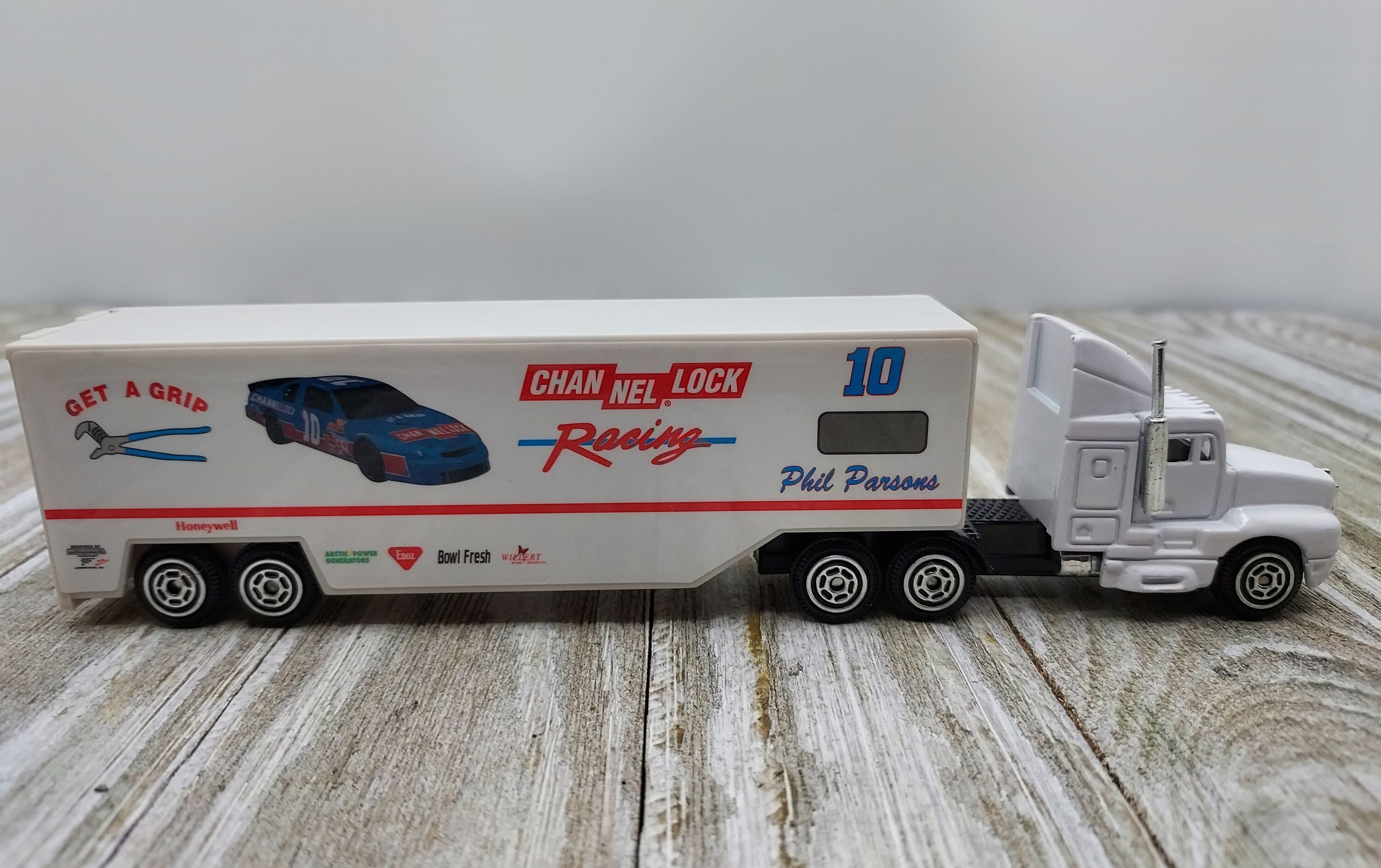 1992 7 1/8 Long 10 Racing Champions Transporter CHANNELLOCK Racing Die ...
