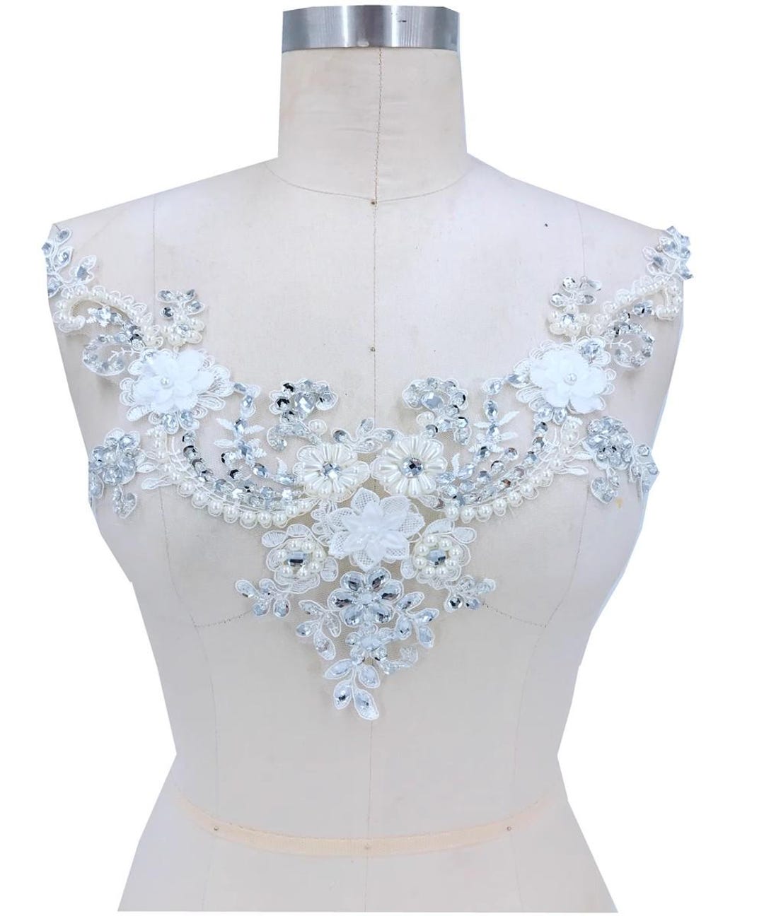 Elegant Pearl Flower Neckline Applique Shining Rhinestone 3D Flower ...
