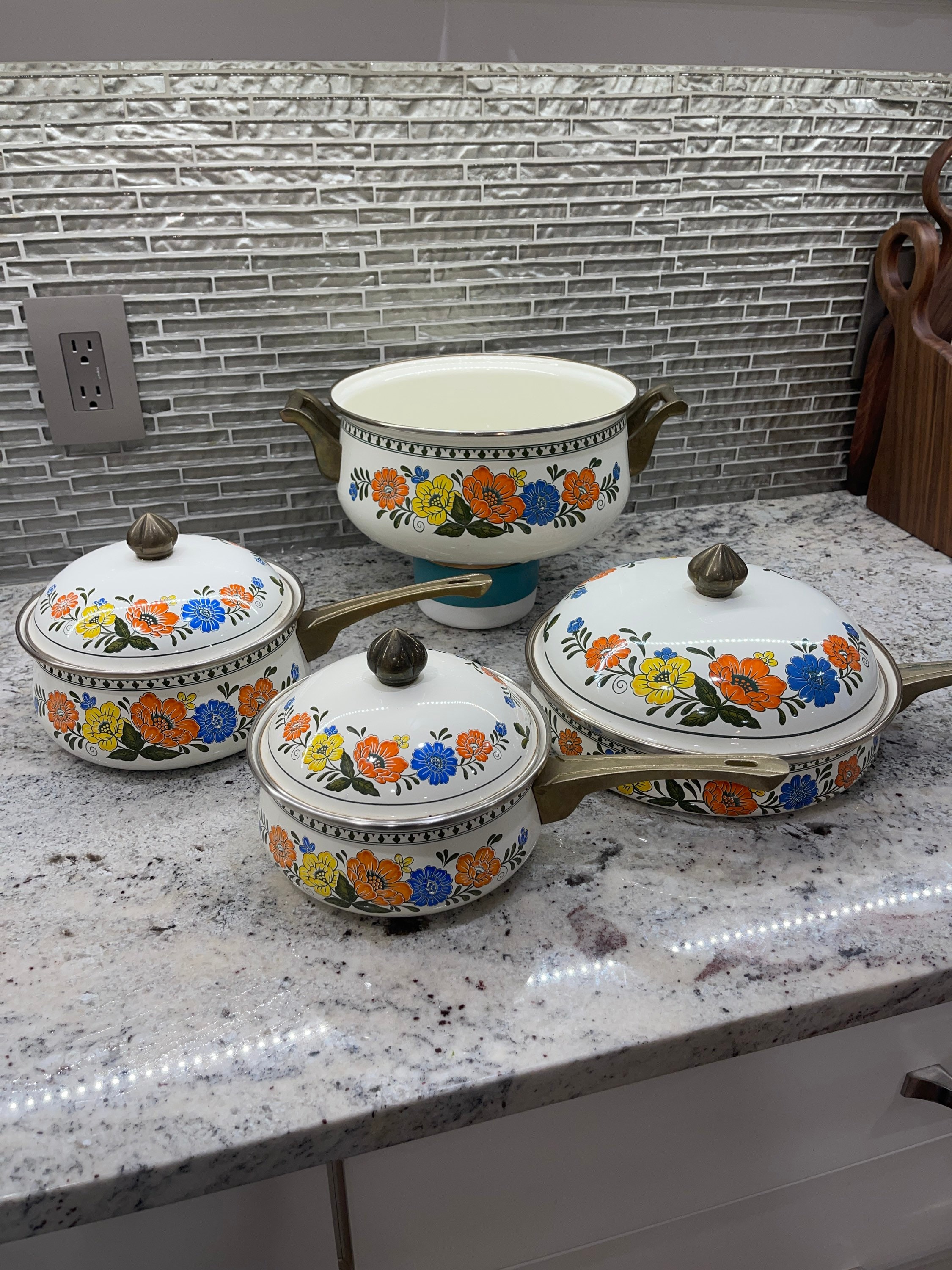 1979s Newcore Regency Cookware Set - Etsy