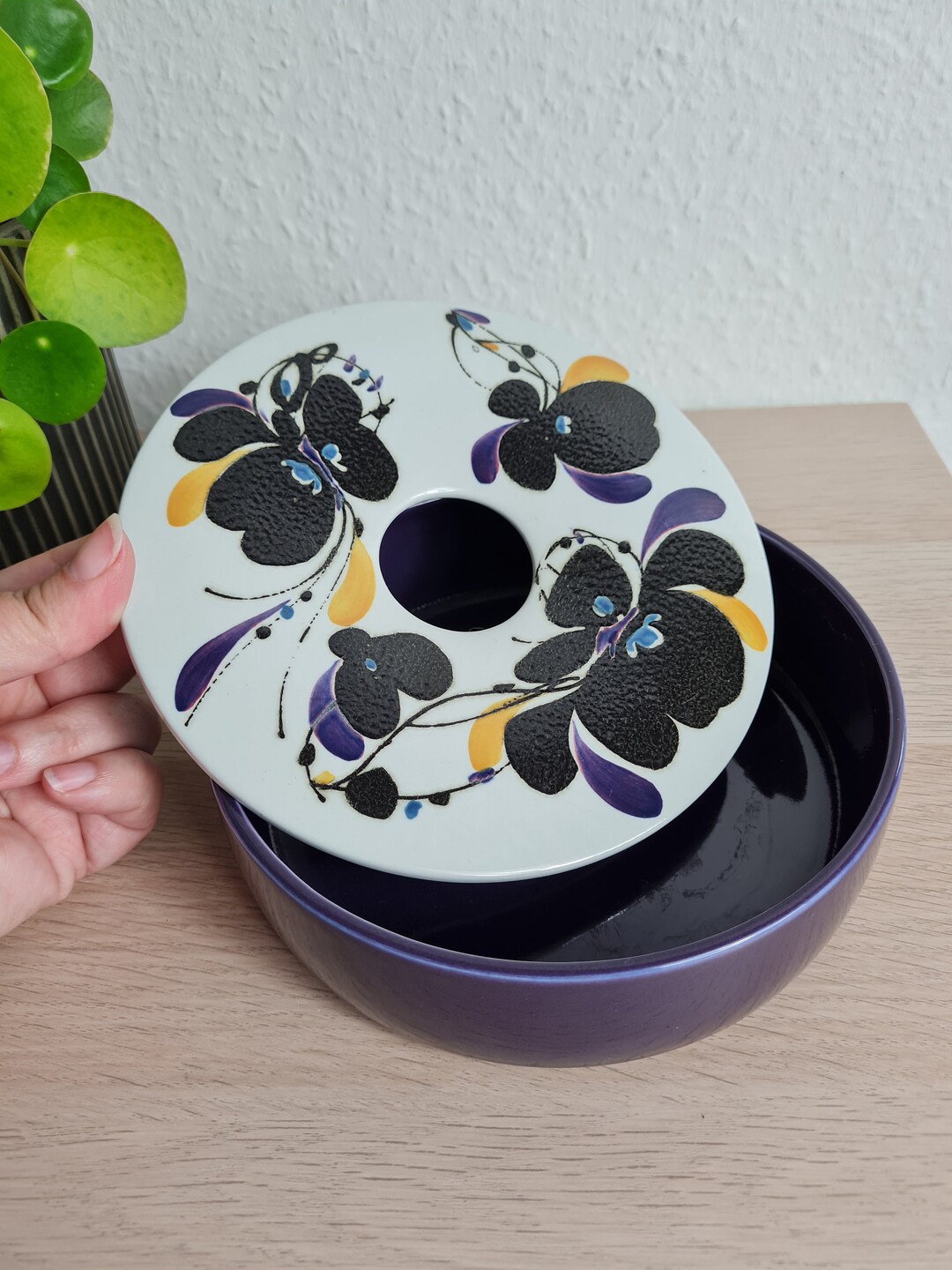 Royal Copenhagen Round Ceramic Box - Tenera Box With Lid - Round ...