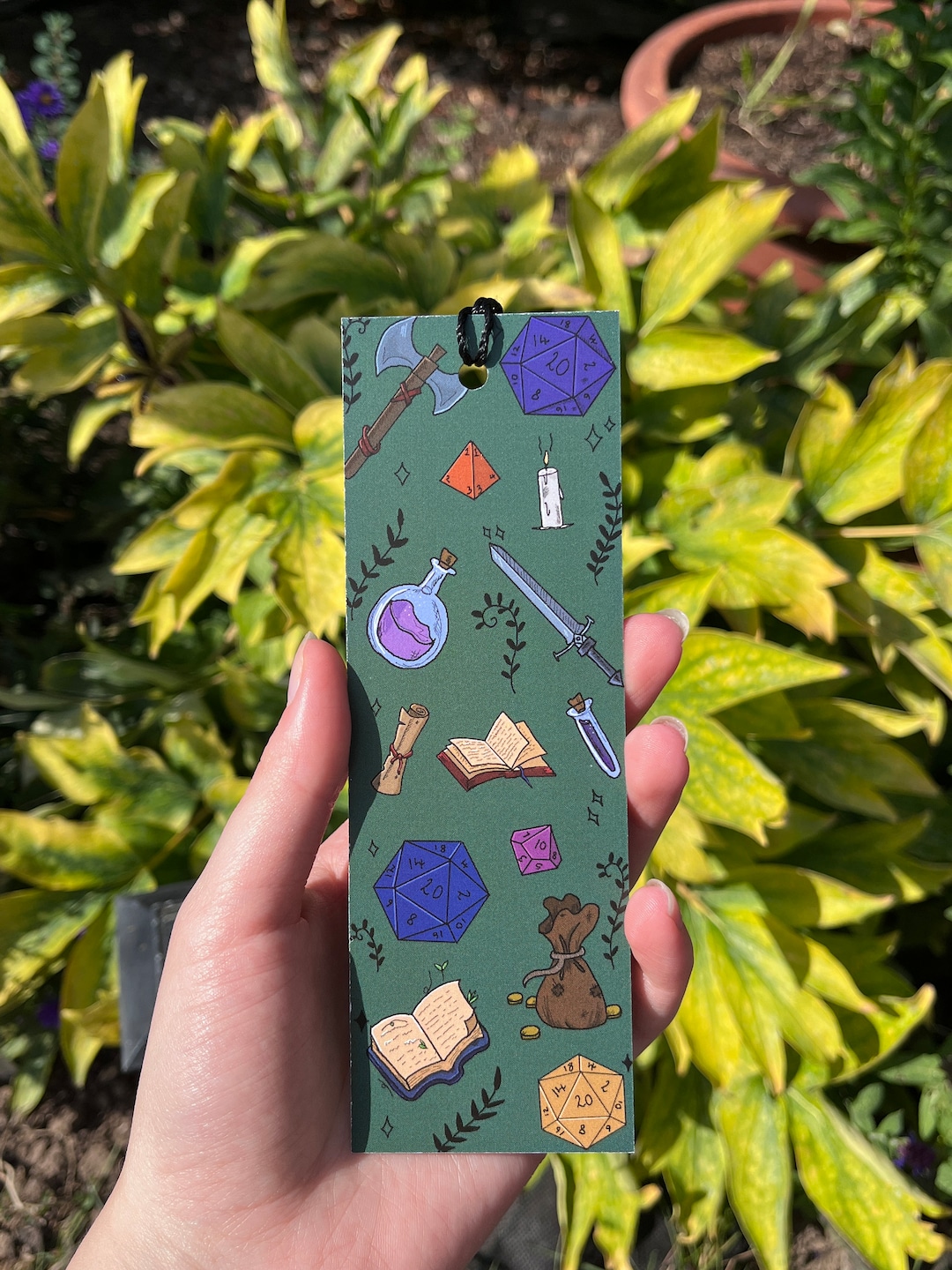 Fantasy Dnd Bookmark: Illustrated Bookworm Gift - Etsy UK