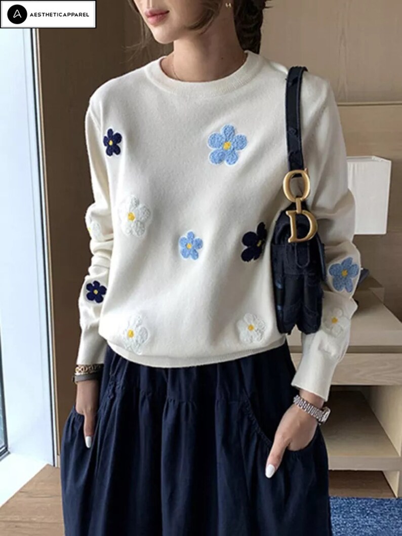 Flower Embroidered Sweater Floral Pattern Sweatshirt Black Etsy