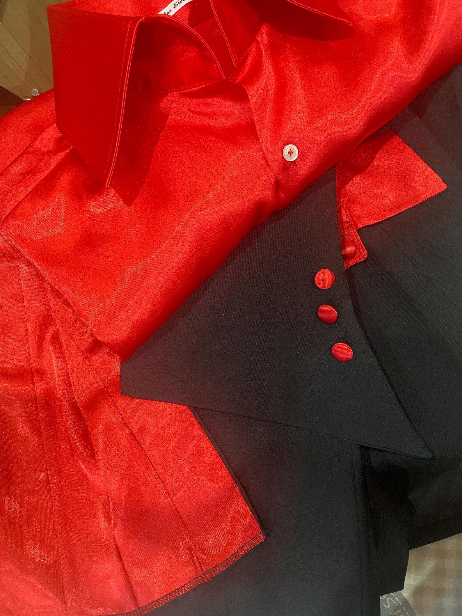 Spring Fever Sale 15% off …elvis Red / Black on Tour Suit .. Shirts in ...