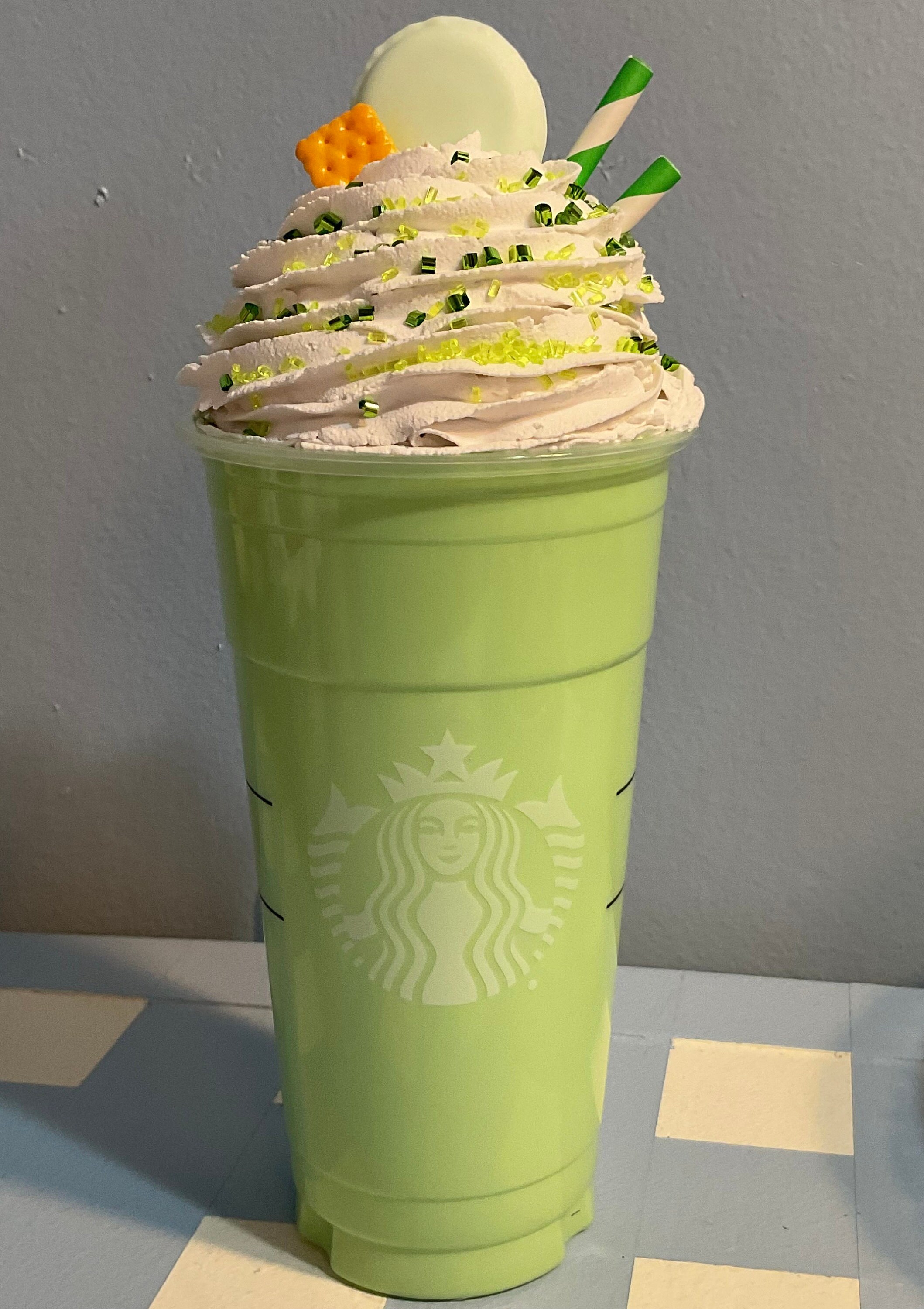 Faux Pistachio Starbucks Frappe/ Fake Shake/ Trente XL Shake - Etsy
