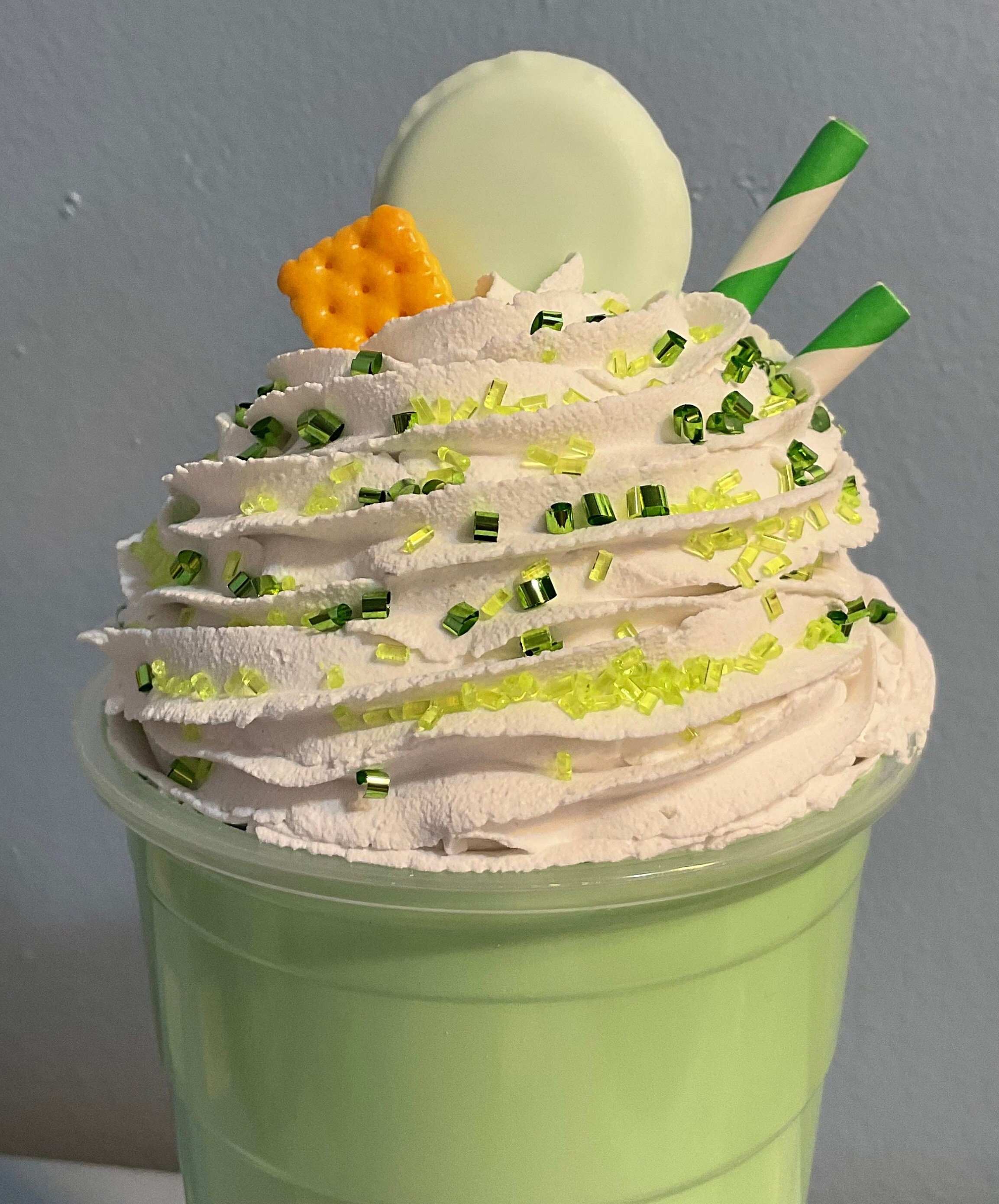 Faux Pistachio Starbucks Frappe/ Fake Shake/ Trente XL Shake - Etsy