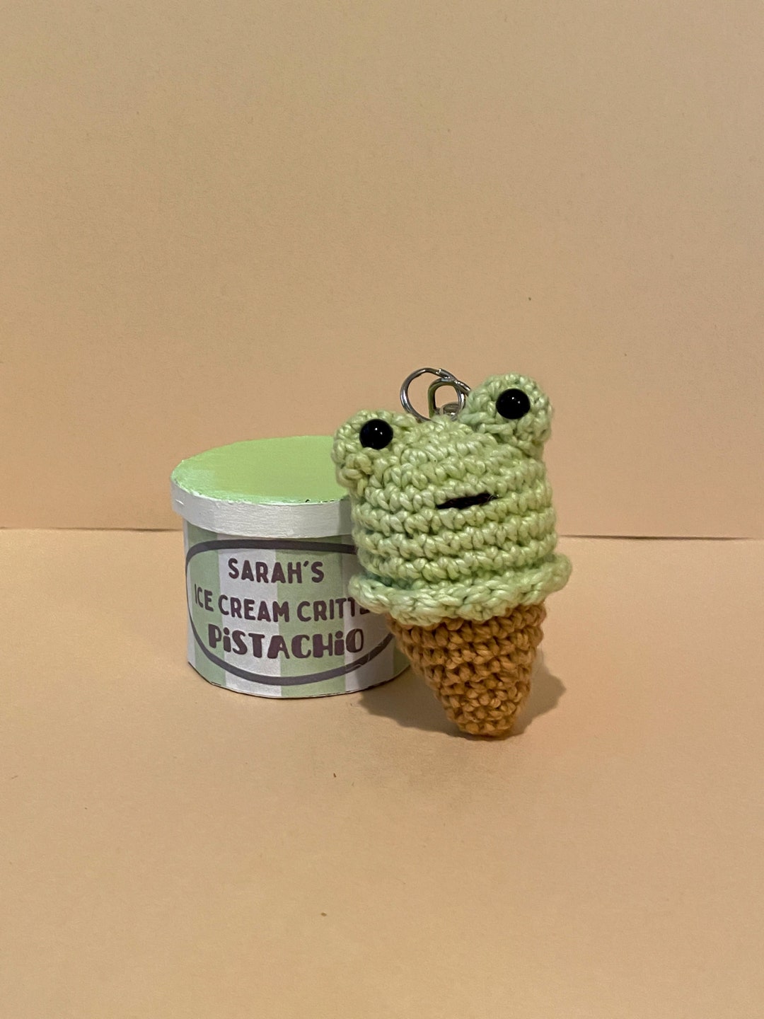 Keychain Crochet Pattern: Archie the Pistachio Frog - Etsy