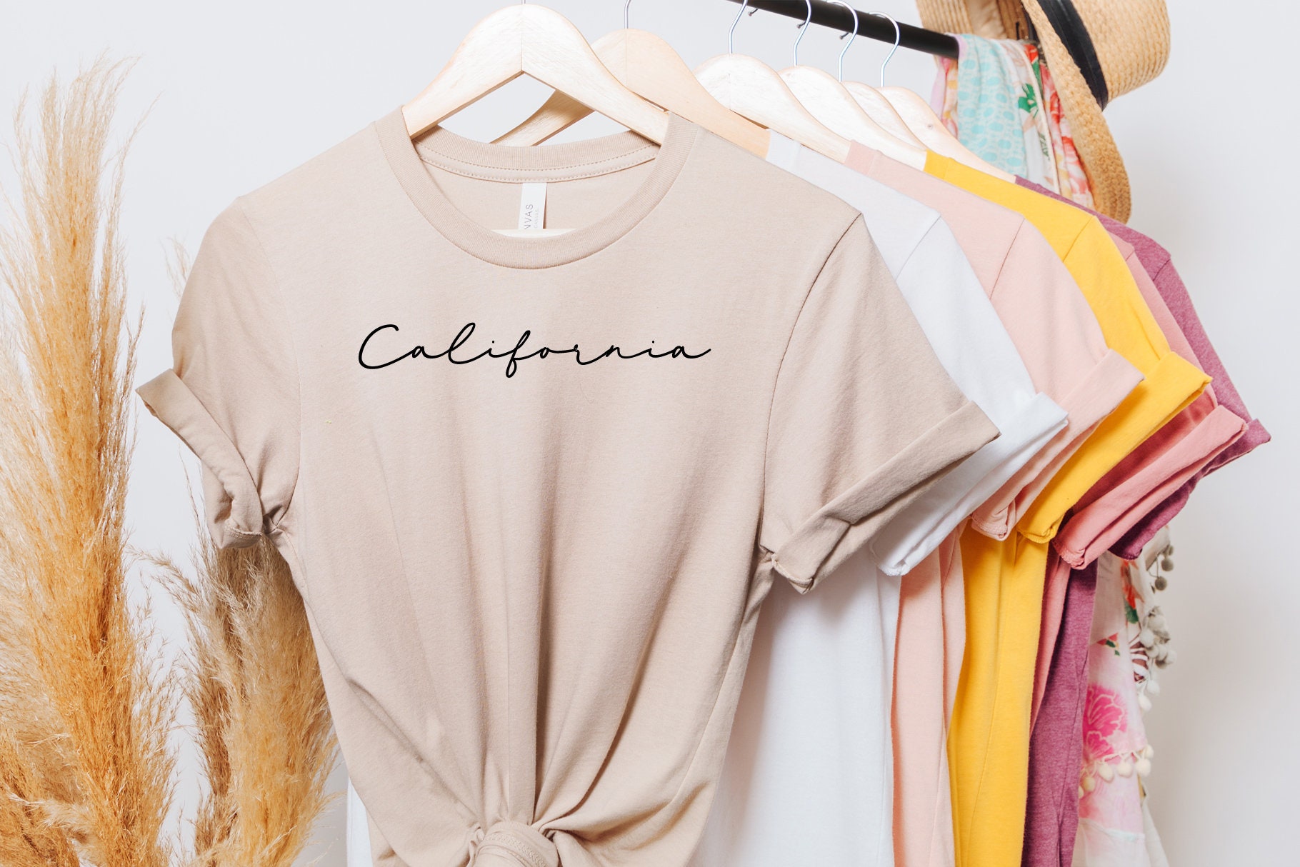 Jolene Font Handwritten Elegant Script, Necklace Name Font for Cricut ...