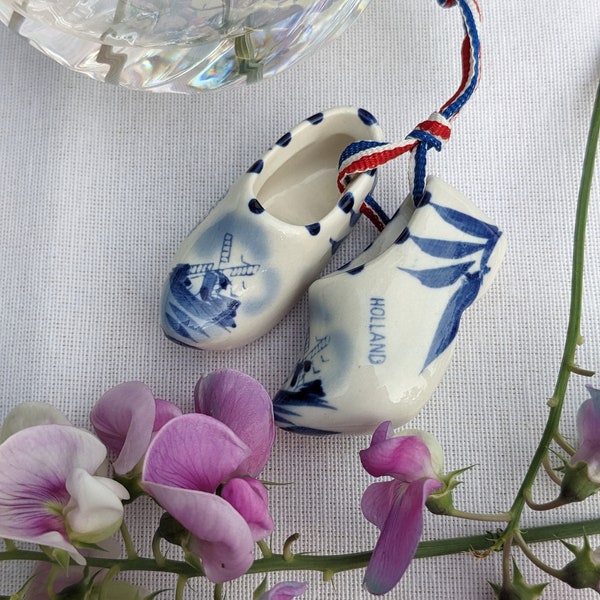 Porcelain Dutch - Etsy
