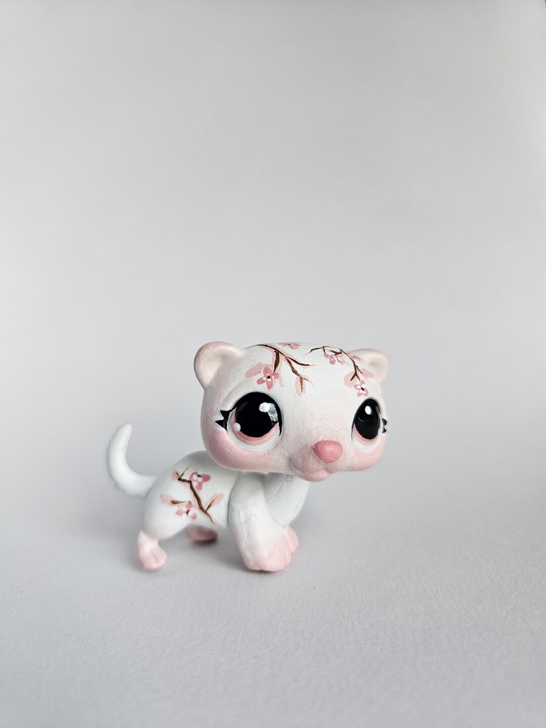 Lps Littlest Pet Shop Custom Ferret Handpainted - Etsy