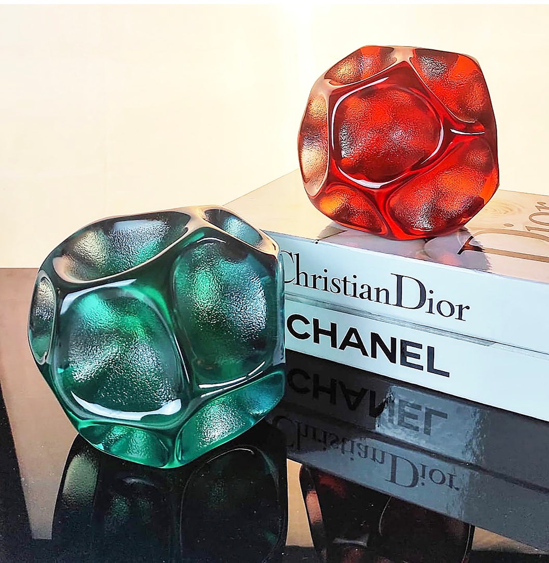 Meteorite Resin Art, Resin Sculpture, Resin Figure, Epoxy Resin Table ...