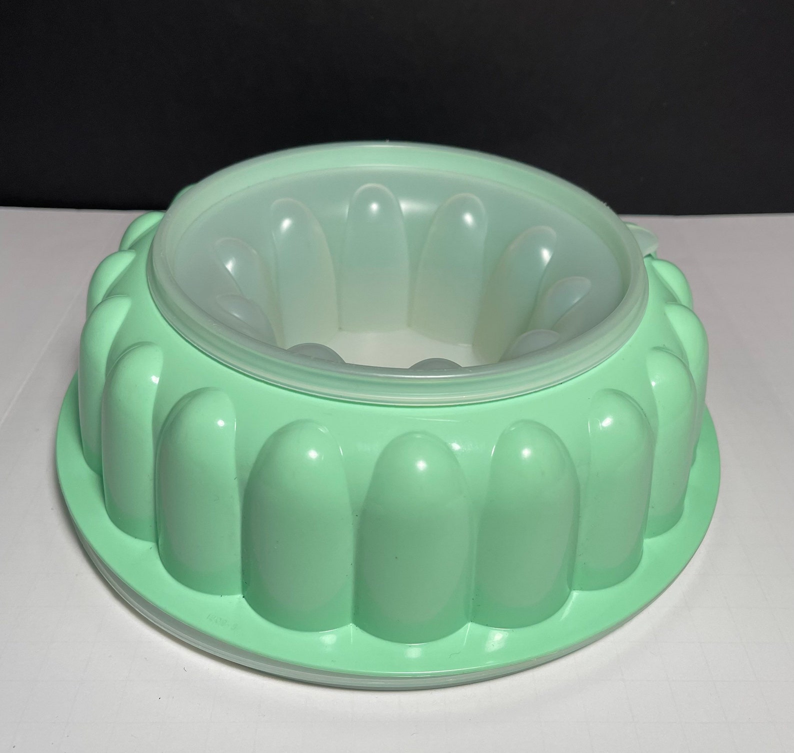 Jadeite Green Tupperware 6 Cup Gelatin Mold - Etsy