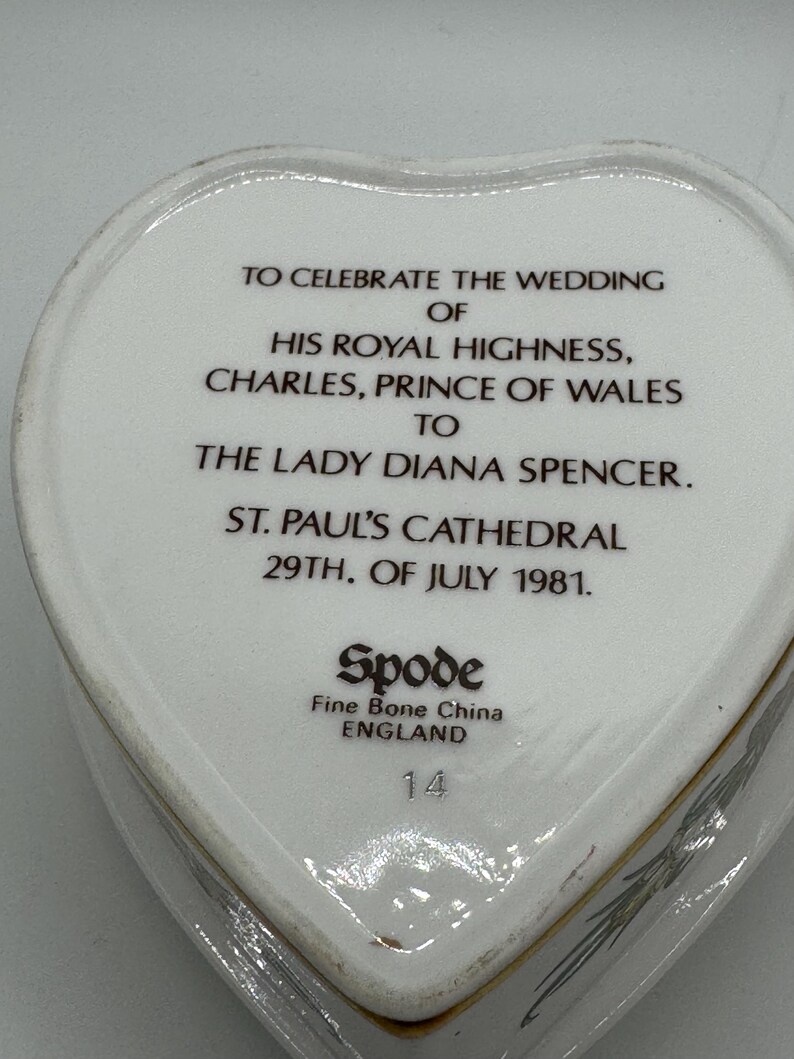 Spode Royal Wedding Heart Box Commemorating the Wedding of Prince ...