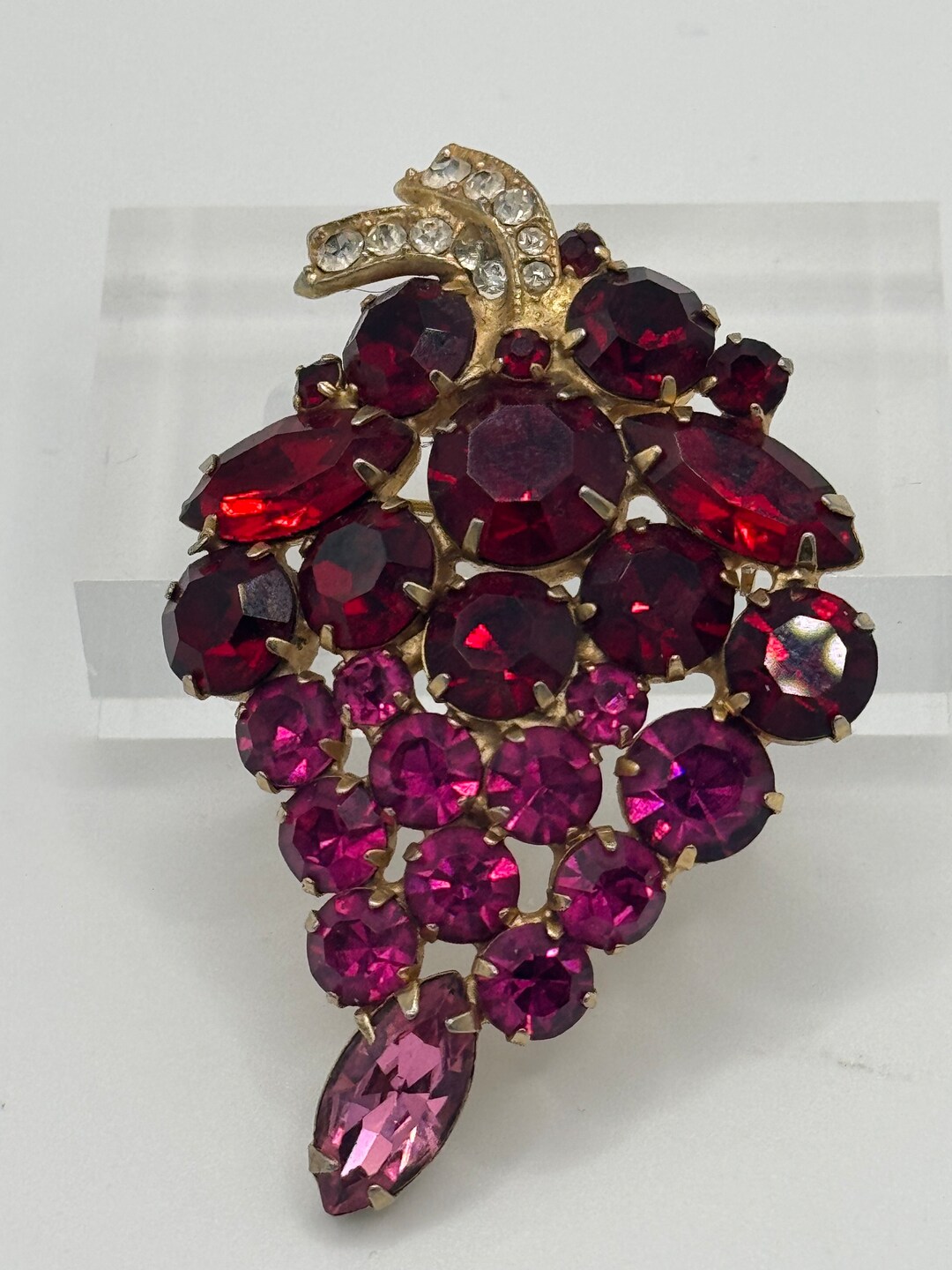 Stunning Vintage Weiss Grape Brooch With Graduated Pink Fushia and Red ...