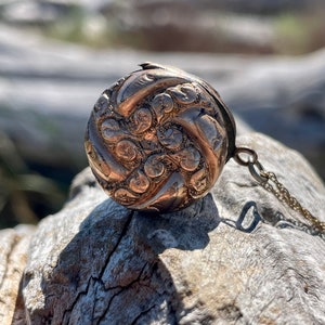 Antique Victorian Gold Filled Round Locket - Etsy