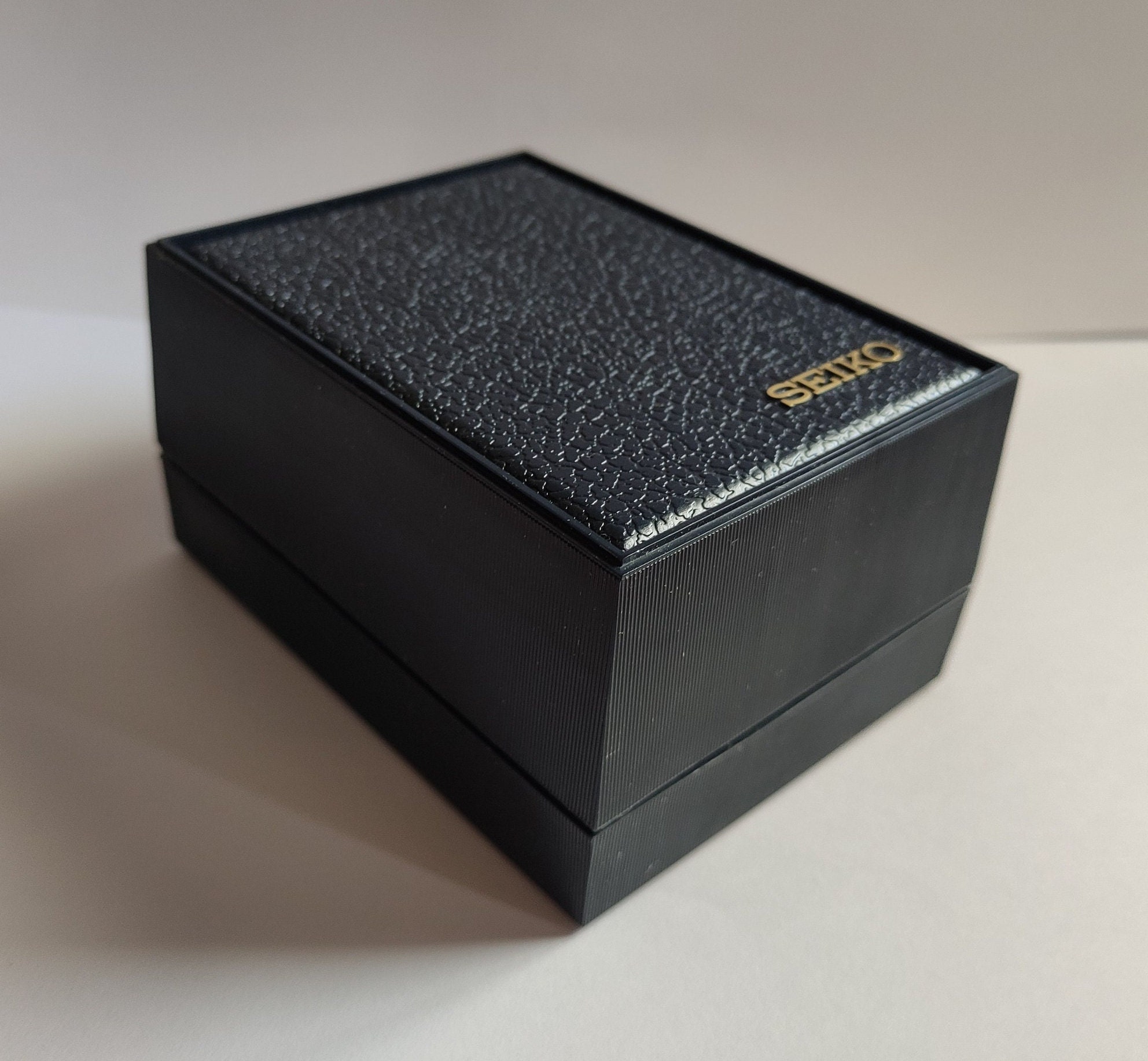 SEIKO QUARTZ Vintage Plastic Watch Box Case Empty - Etsy Australia