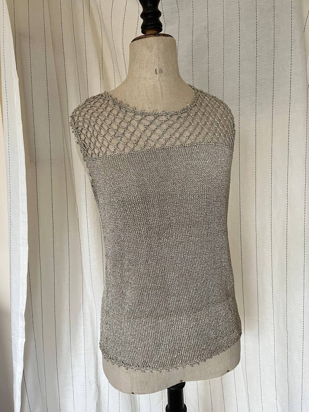 Vintage 1950s 1960s Silver Metallic Handknit Sweater / Sleeveless Top ...
