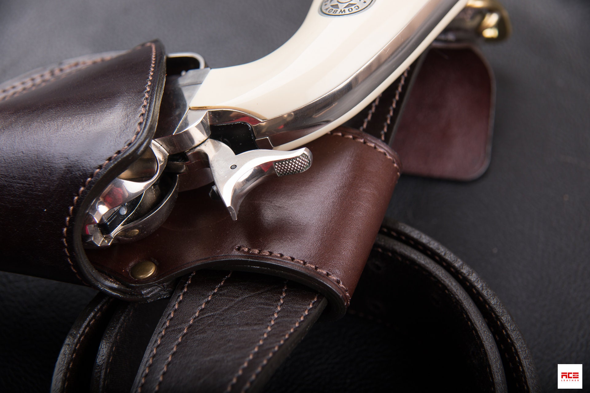 Colt Peacemaker SAA Custom Made Leather Holster Vintage Look Unique ...