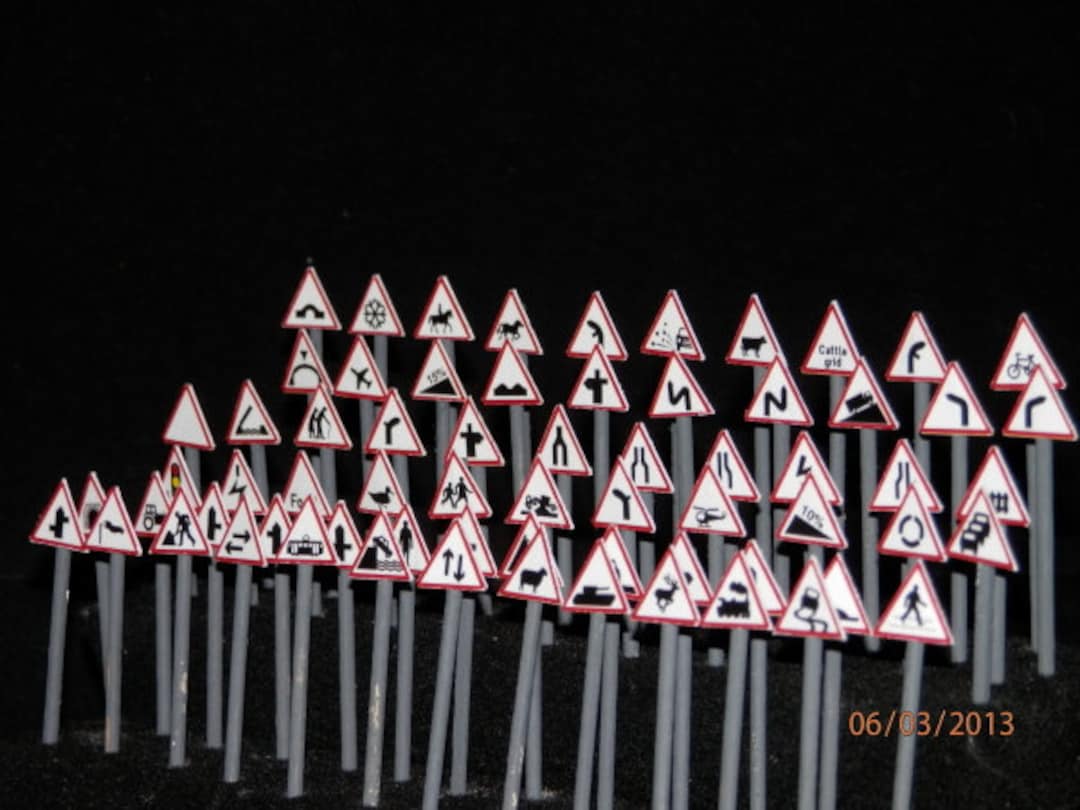 OO Gauge Road Warning Signs 68 Signs - Etsy