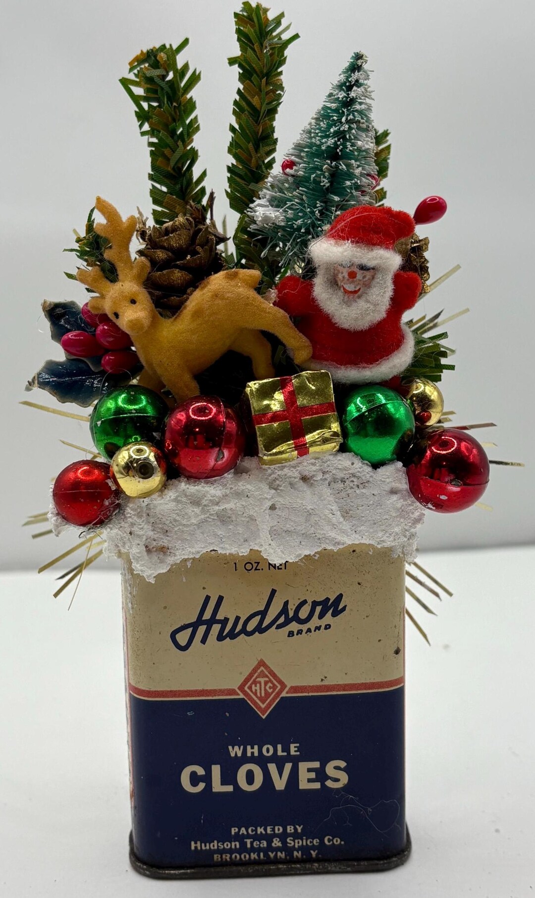 Vintage Hudson Cloves Tin Vintage Christmas Assemblage Santa Reindeer ...