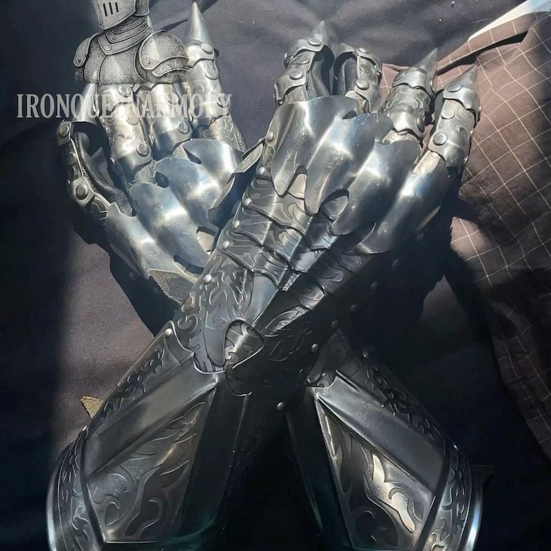 Claw Gauntlet - Etsy