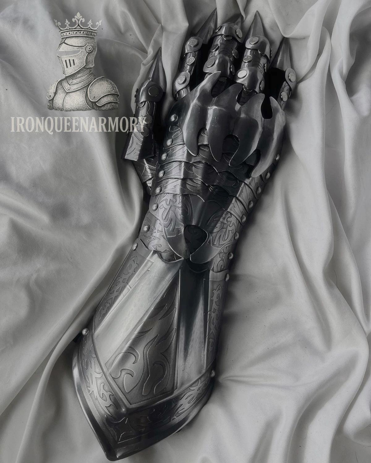 Medieval Nazgul Etching Gloves Set/hand-forged Gothic Gauntlets With ...