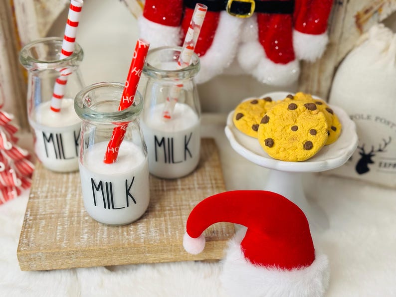 Santa’s Milk & Cookies~ Christmas Decor~ Chocolate Chip Cookies~magic ...