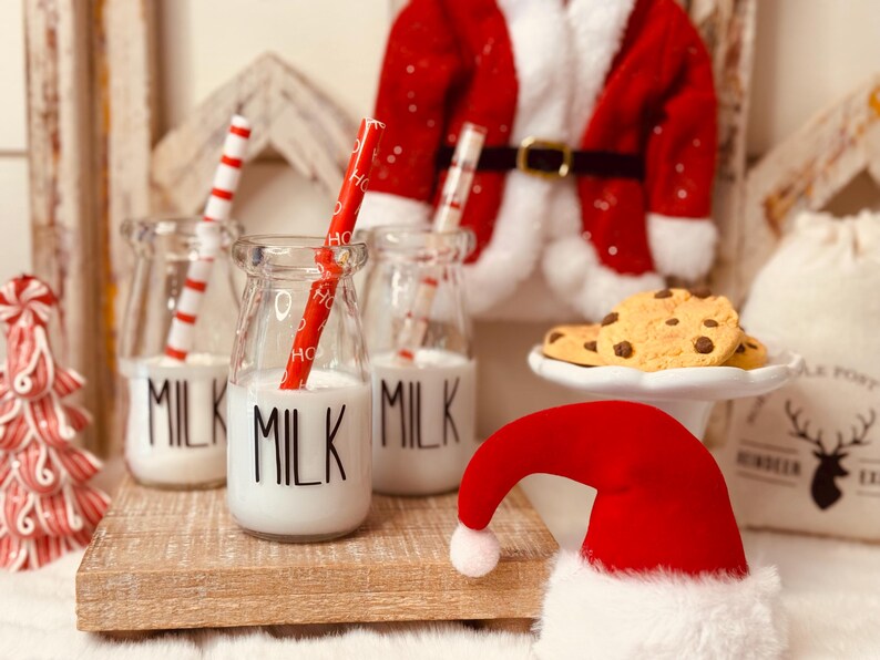 Santa’s Milk & Cookies~ Christmas Decor~ Chocolate Chip Cookies~magic ...