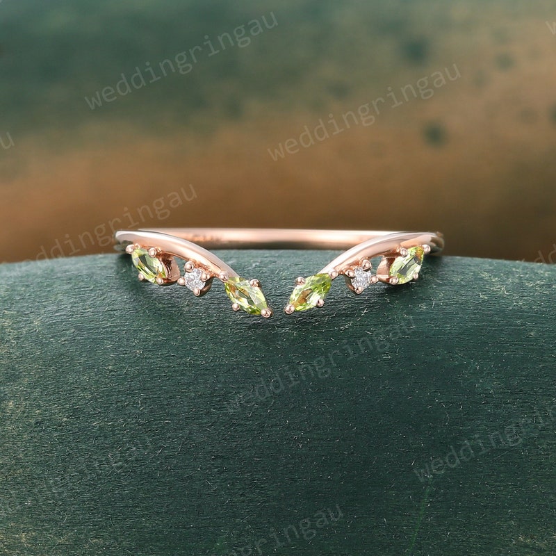 Curved Peridot Band Rings - Etsy
