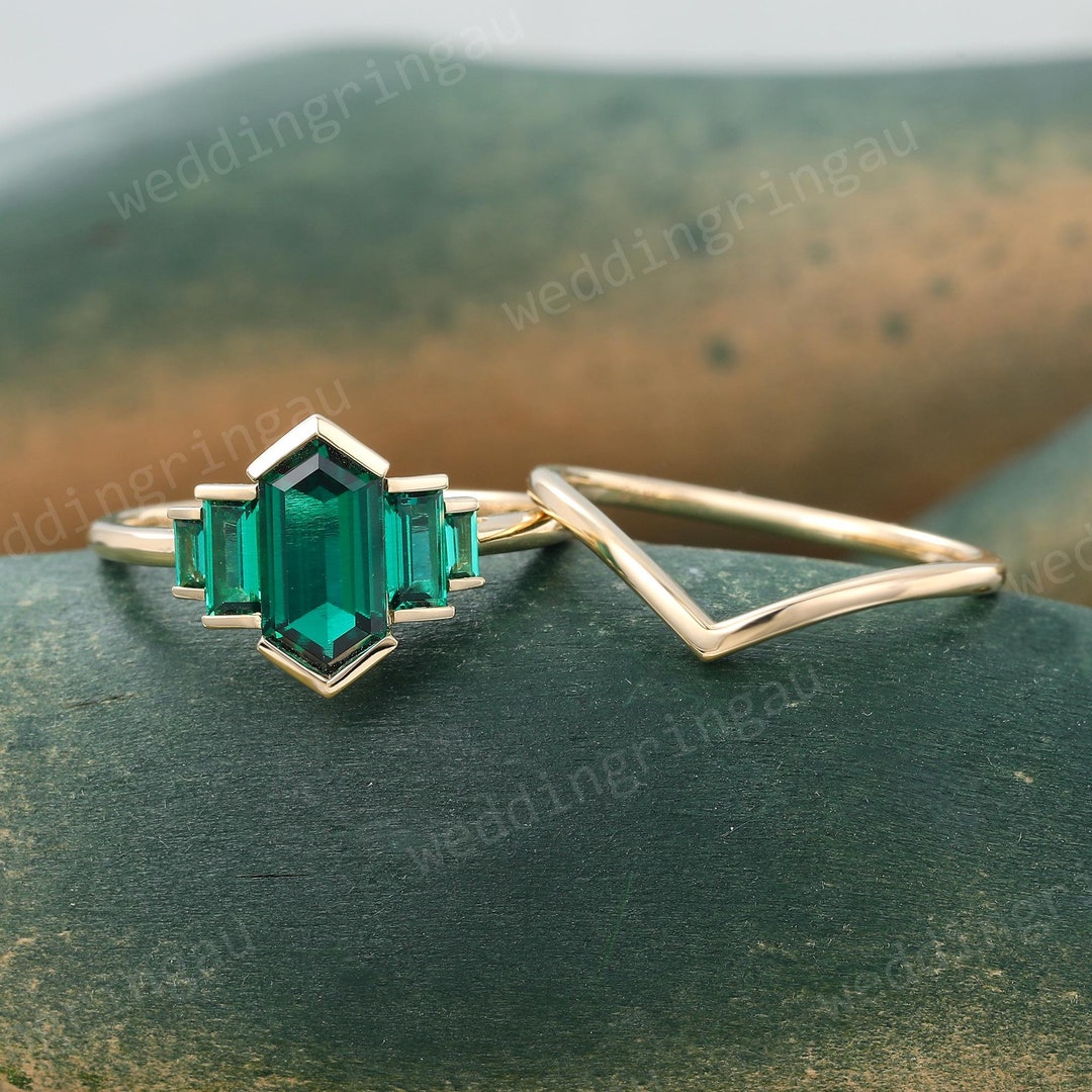 Hexagon Cut Emerald Engagement Ring Set Vintage Yellow Gold Baguette Cut May Birthstone Ring ...