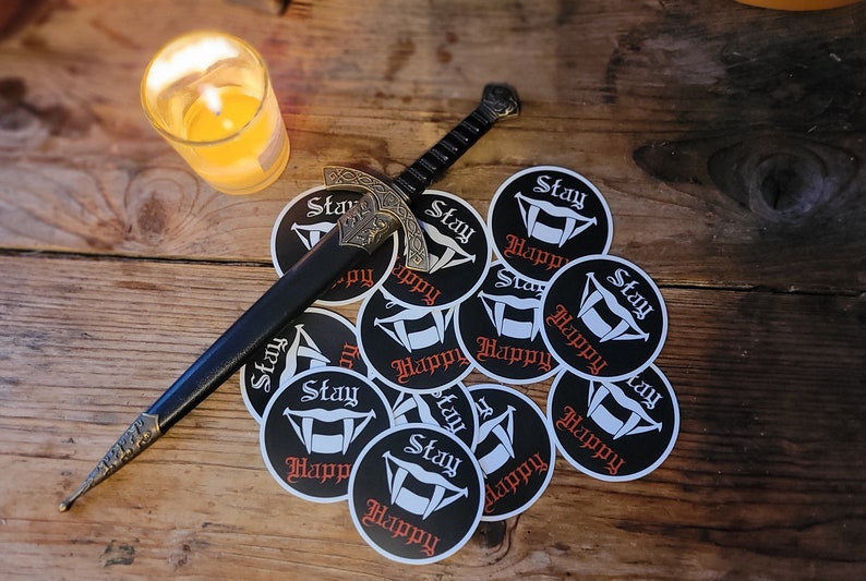 Baldur's Gate 3 Astarion Happy Vampire Vinyl Sticker Circle Laptop ...