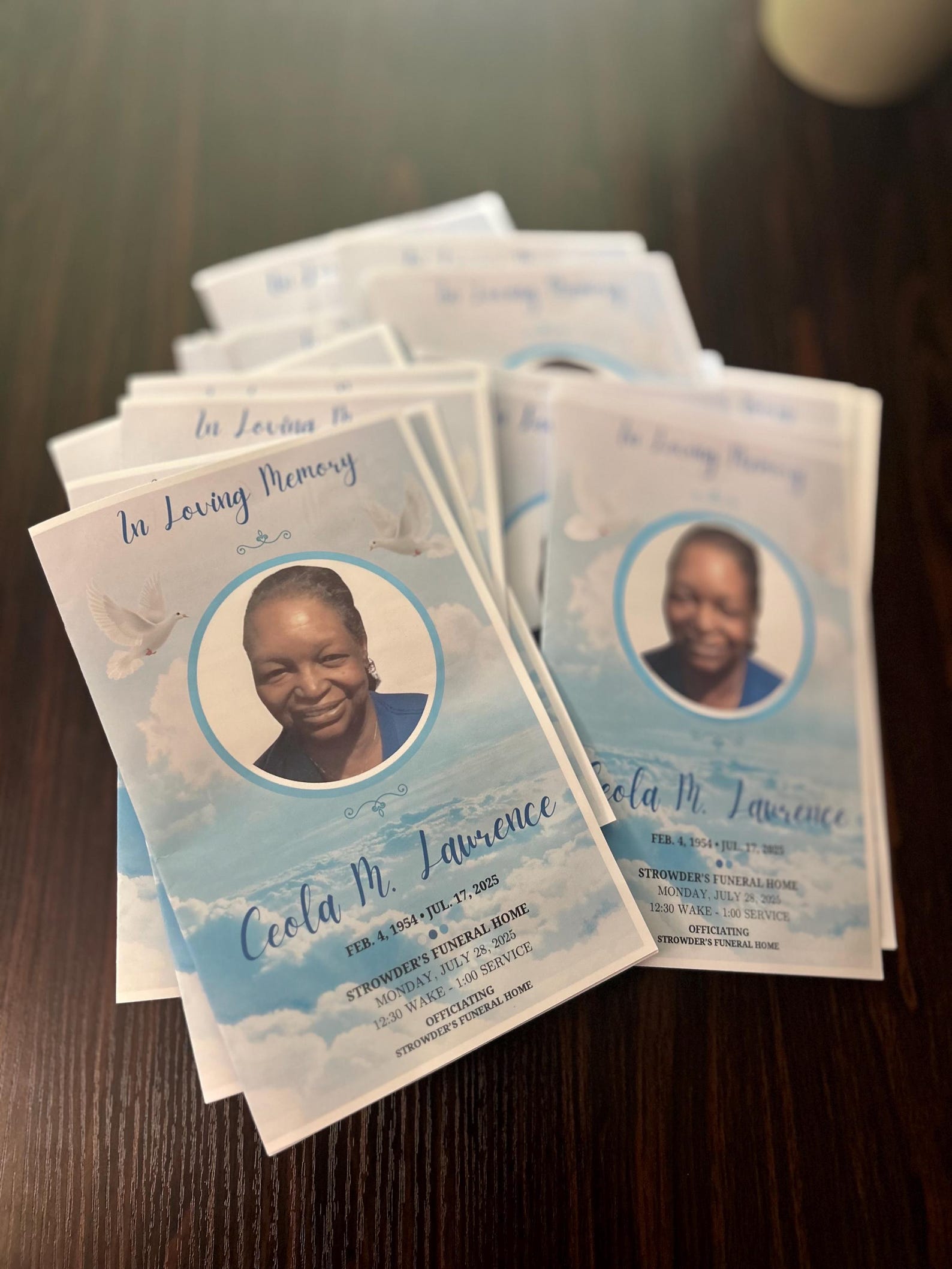 Custom Obituary Programs Funeral Memorial Packages Prayer Cards Buttons ...