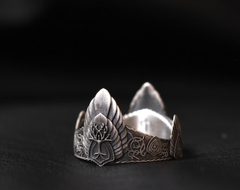 King Aragorn Ring - Etsy