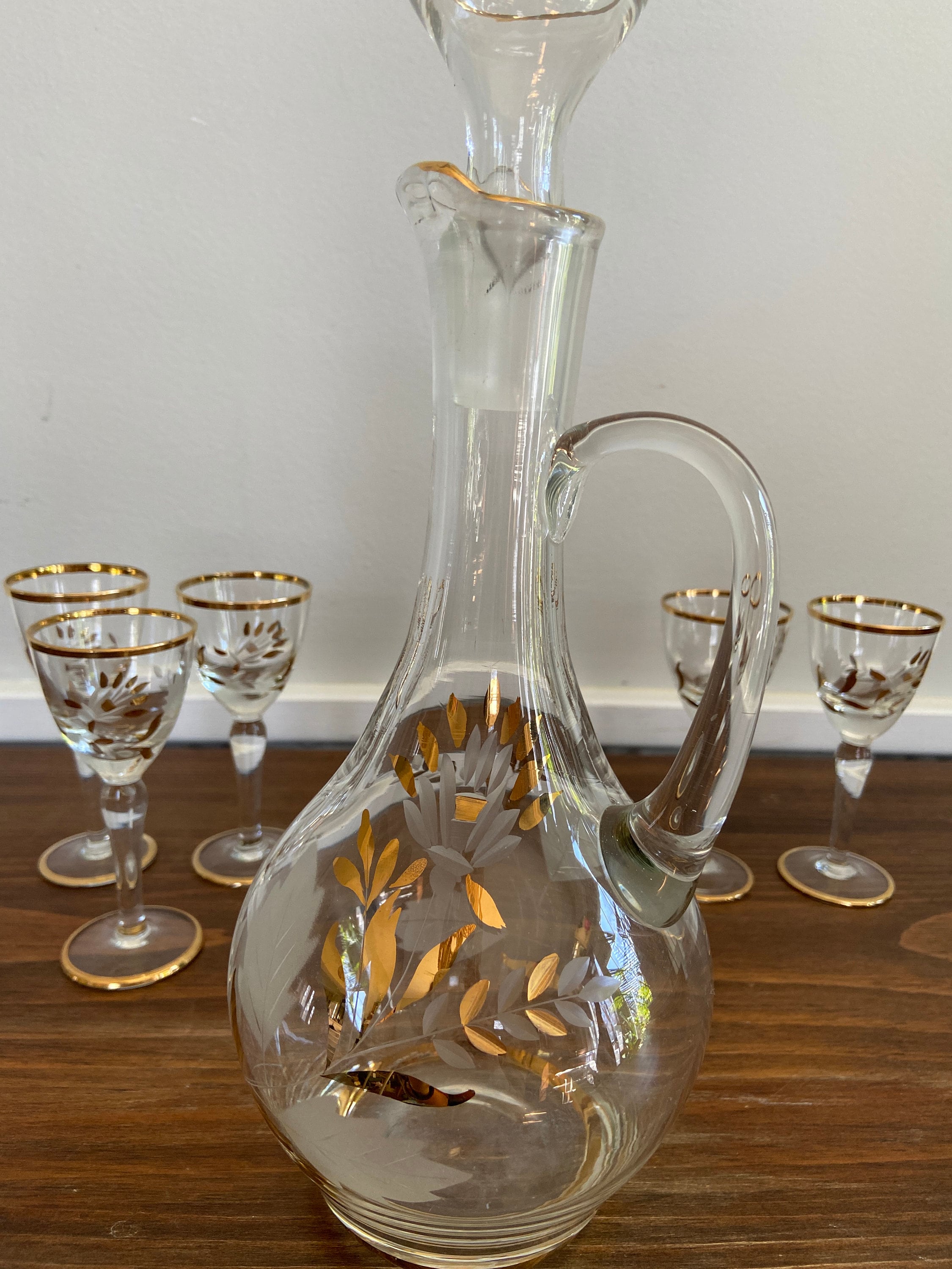 Vintage Romania Crystal Glass Decanter Stopper and 5 Cordial Glasses ...