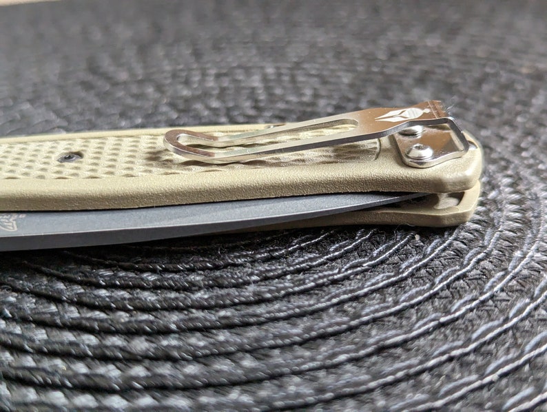 Benchmade Bugout 535 Custom Belt Clip With SPARTA Helmet LOGO Engraving ...