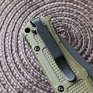 Benchmade Claymore Model Knife 2 HEX HI Screwdriver Screws + 1 Bonus ...