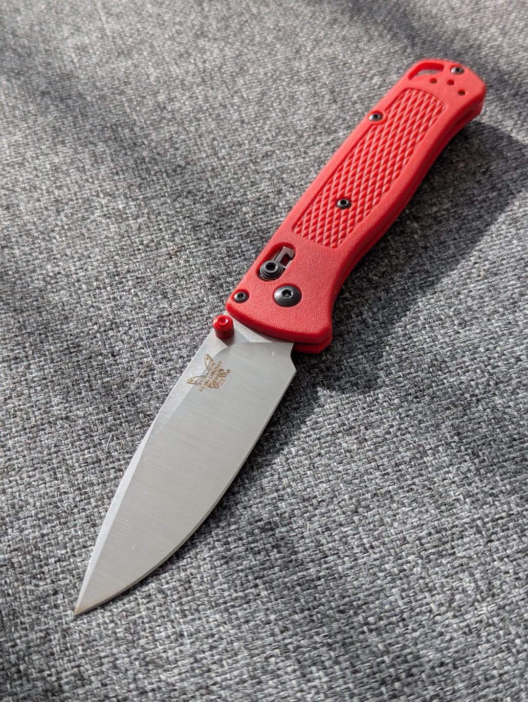 Benchmade Bugout 535 Knife Replica (copy) Red Color Scales Metal Blade ...