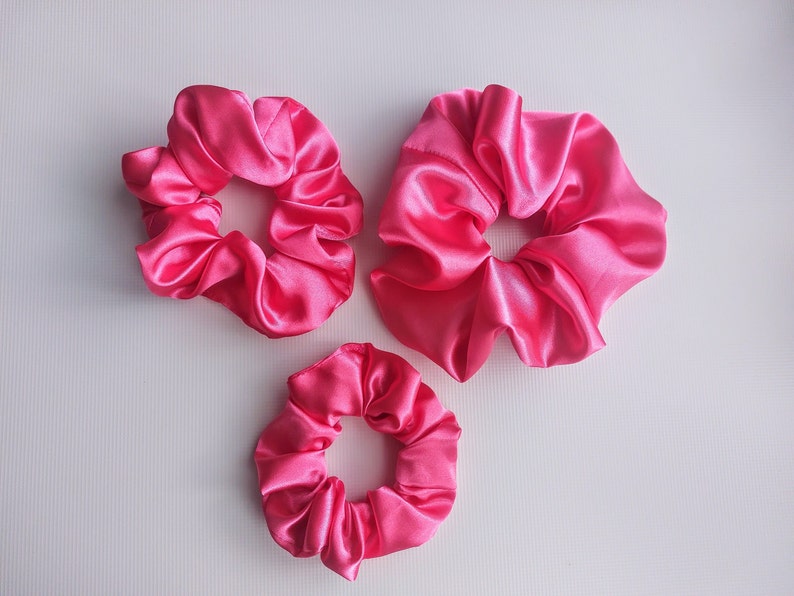 Easy DIY Scrunchie Tutorial With Sewing Pattern. Learn to Sew, Easy ...