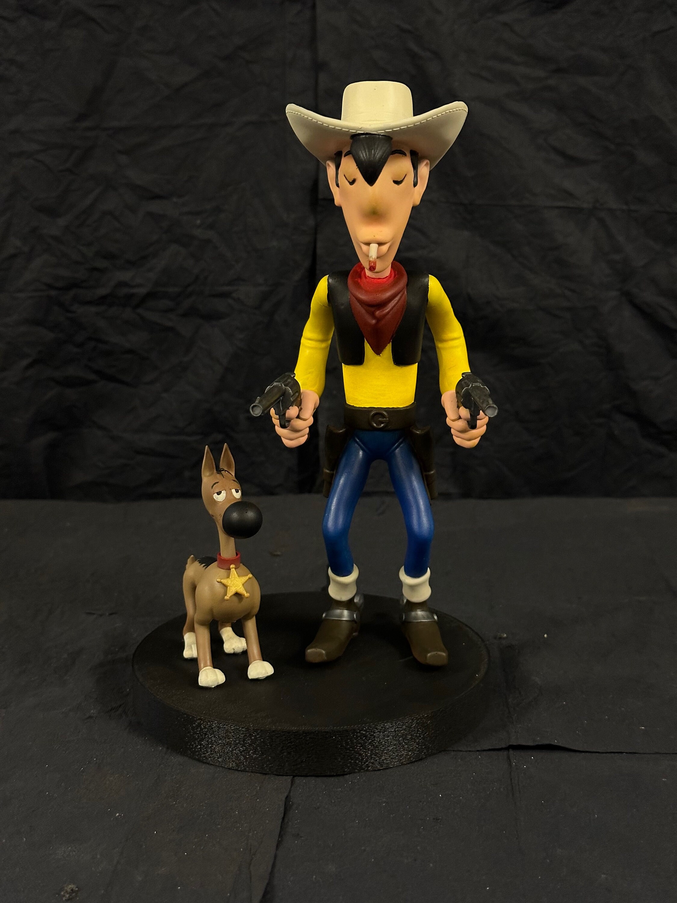 Red Kit Figure Lucky Luke and Rintintin Figure - Etsy