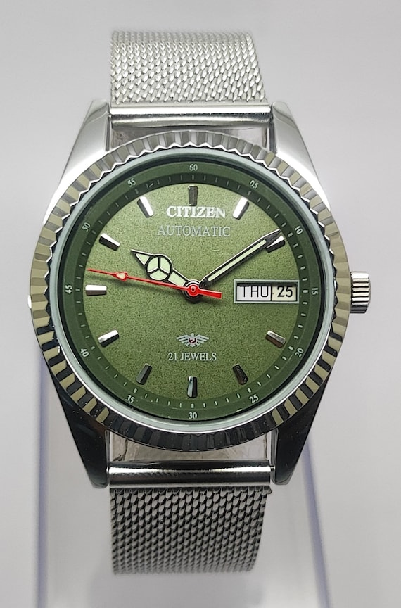 Vintage Citizen Automatic Green Dial Watch - Gem