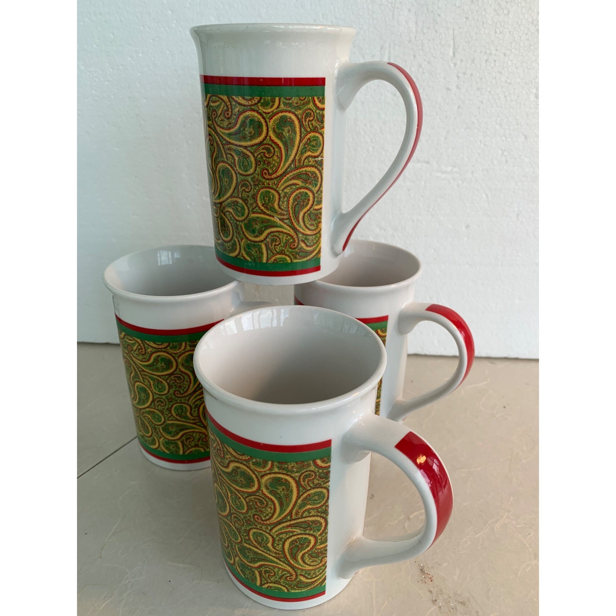 Royal Norfolk Coffee Mugs Green and Red Design - Etsy