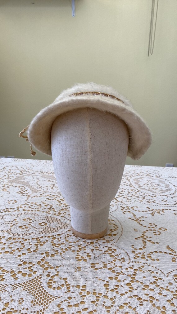 Faux Fur & Gold Glamorous Cap - Gem