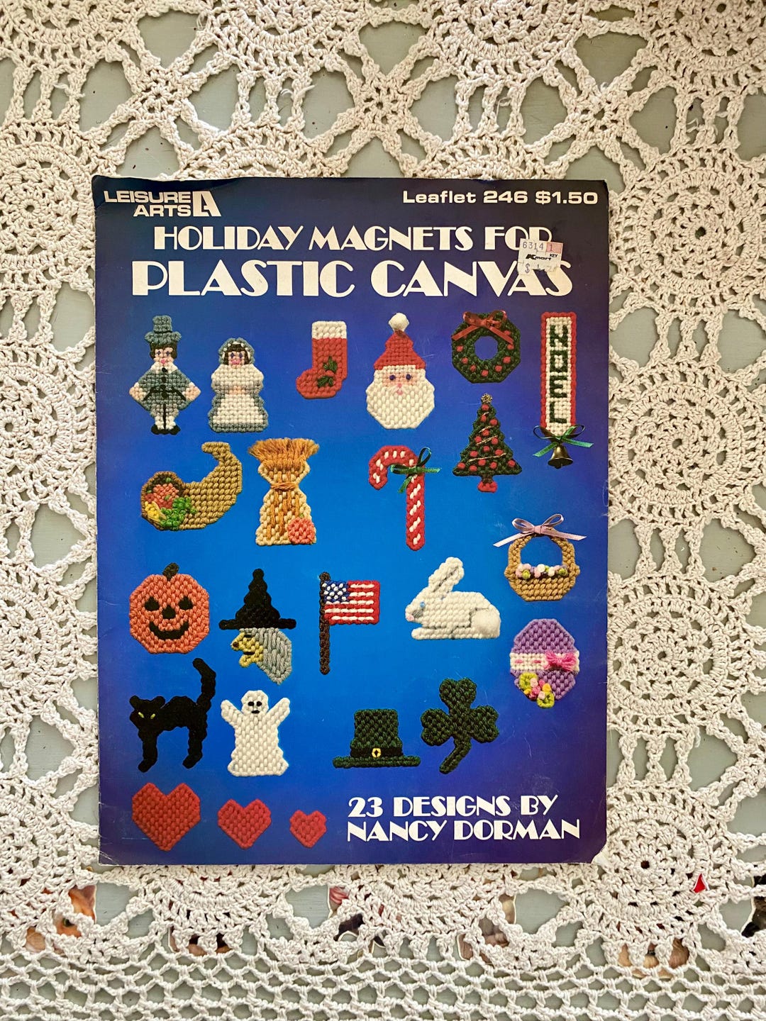 Leisure Arts Leaflet #246 Holiday Magnets for Plastic Canvas (1983) - Etsy