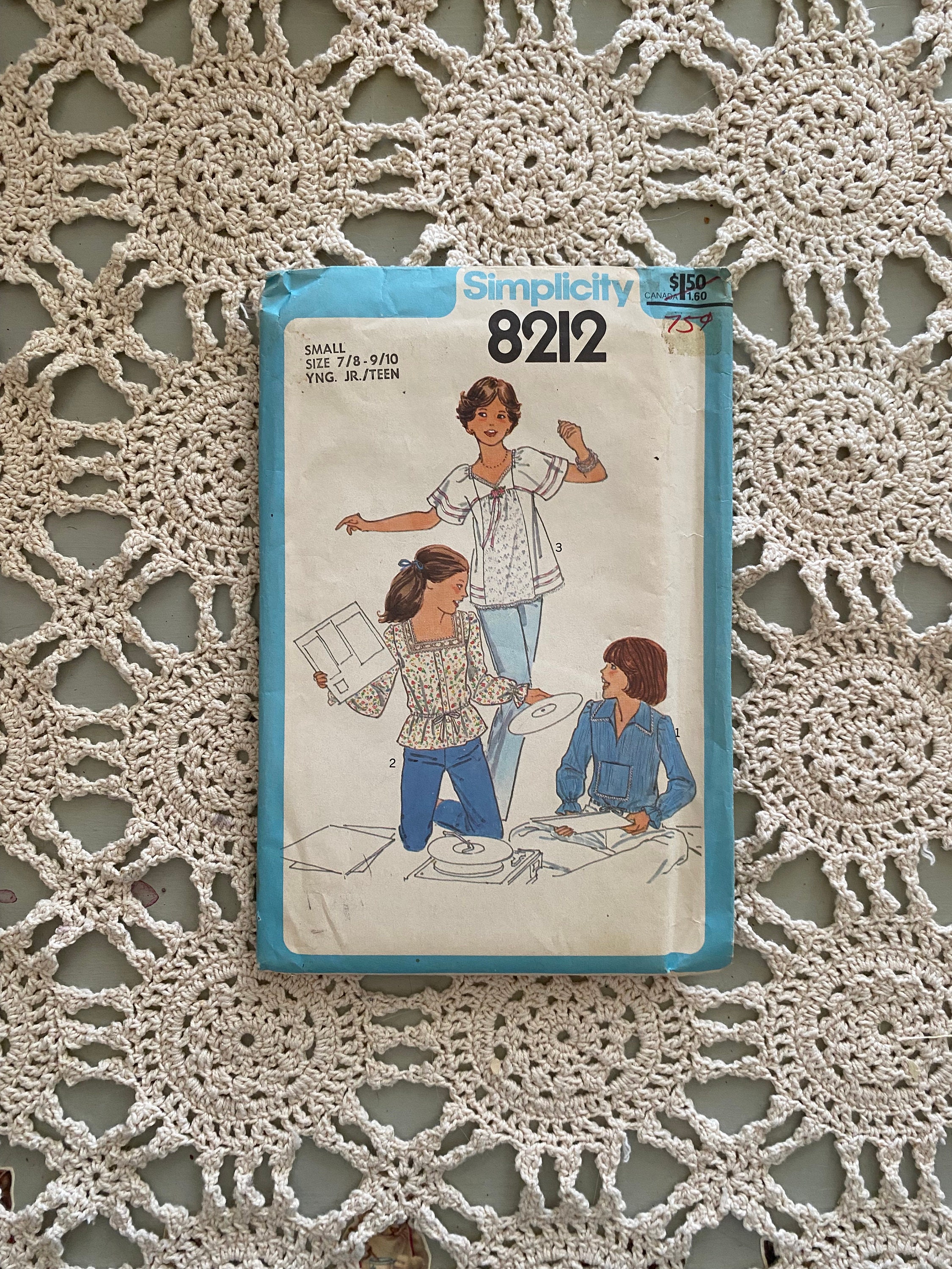 Simplicity Pattern #8212 (1977) Young Junior/teens' Set of Tops UNCUT ...