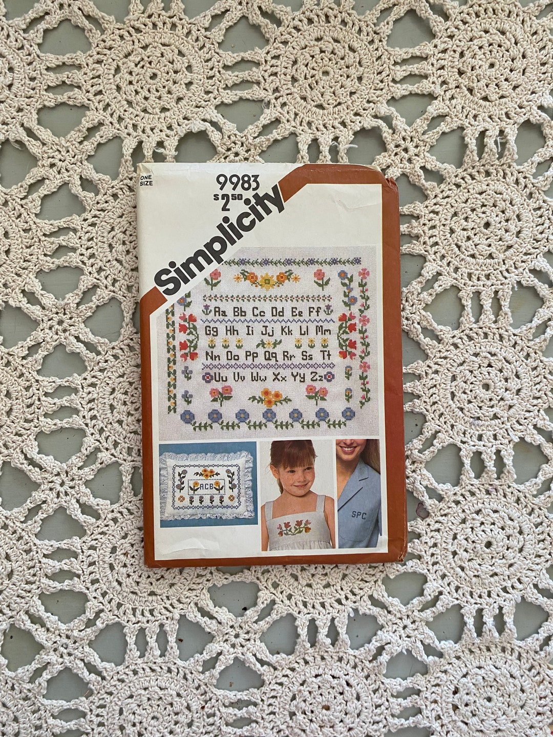 Simplicity Pattern #9983 (1980s) Step-by-step Embroidery Pattern - Etsy