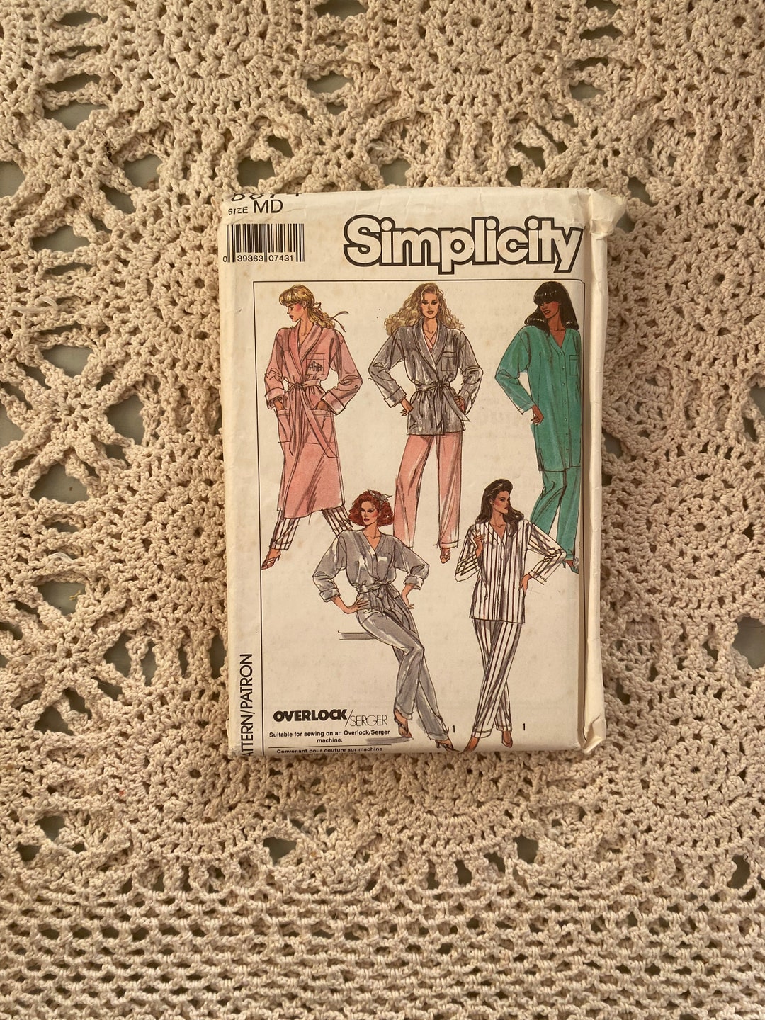 Simplicity Pattern #8874 (1988) Misses' Robe in Two Lengths and Pajamas ...
