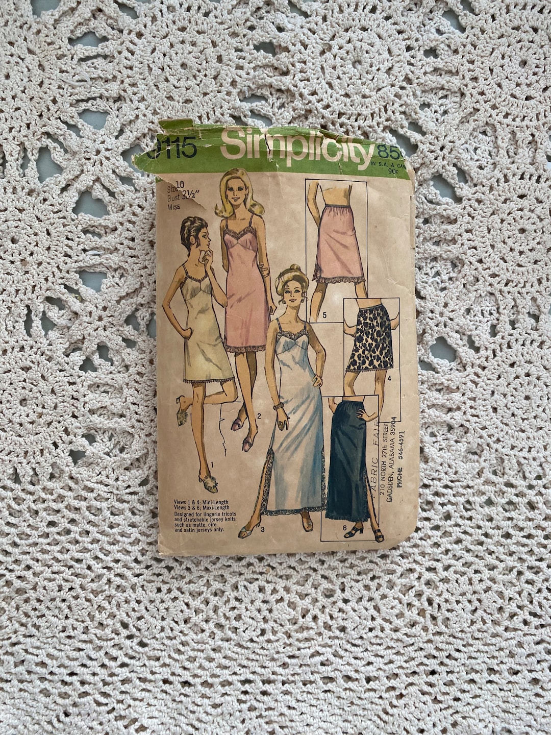 Simplicity Pattern #9115 (1970) Misses' and Women's Slip and Half-slip ...
