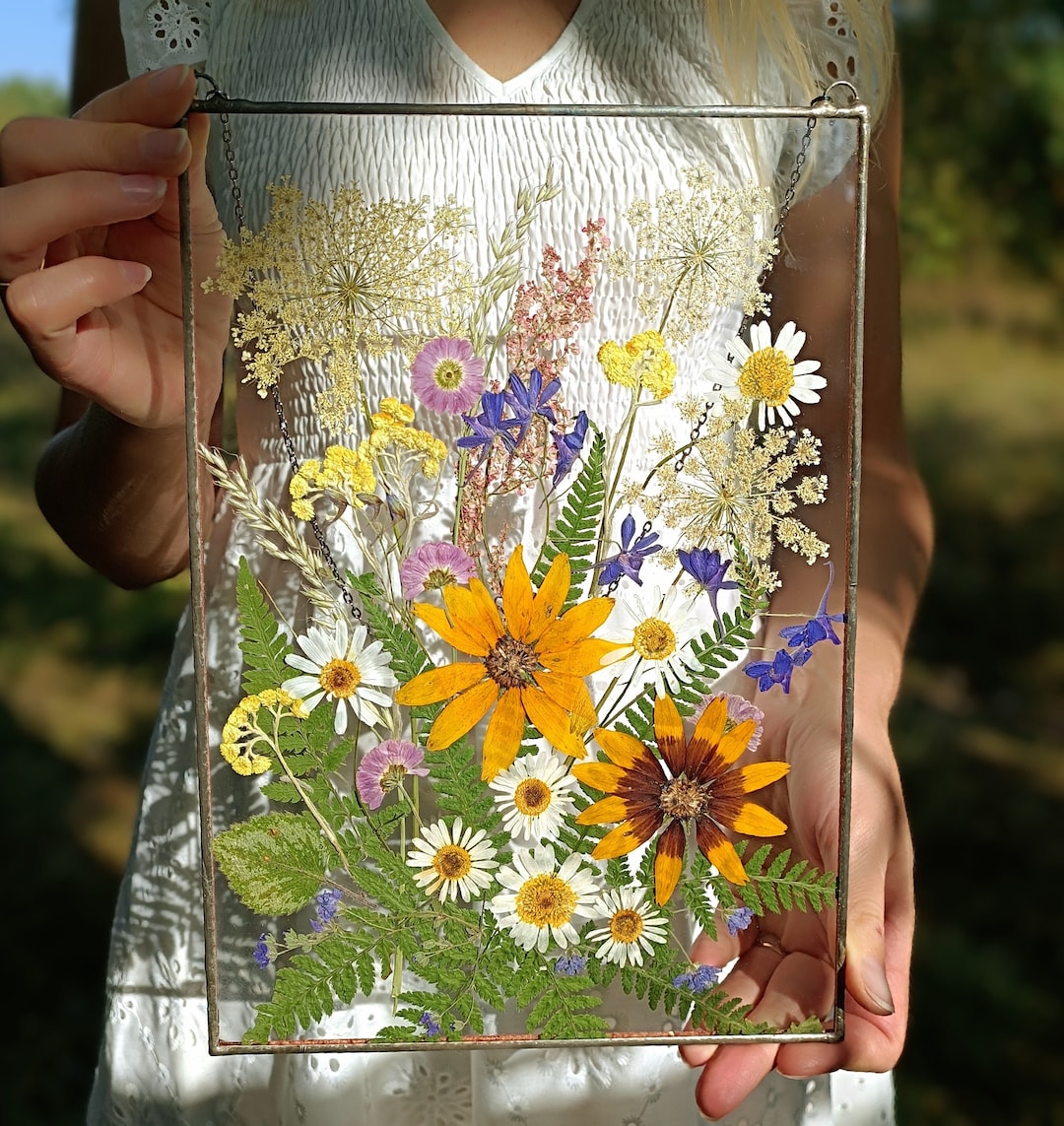Large Pressed Flower Frame, Hanging Glass Decor, Wall Decor, Botanical ...