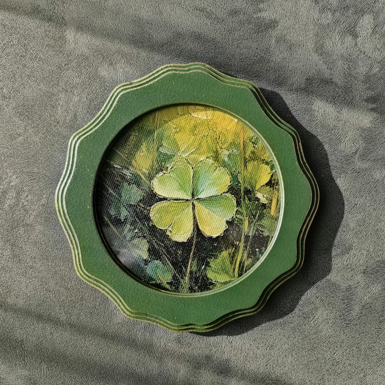 Original Round Photo Frame, Small Picture Frames - Frame Color Choice ...