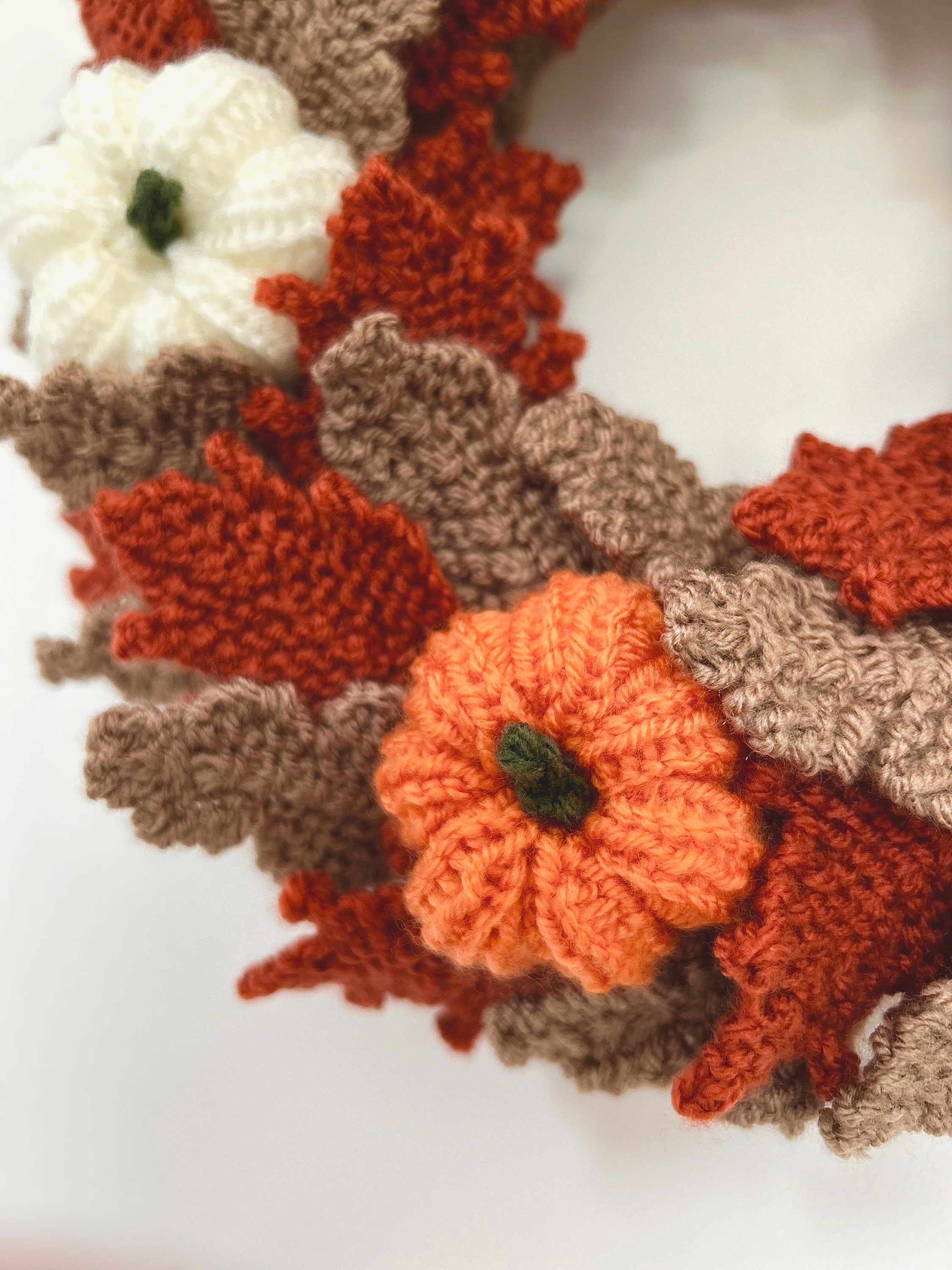 Autumnal Pumpkin Squash Wreath Knitting Pattern - Etsy UK